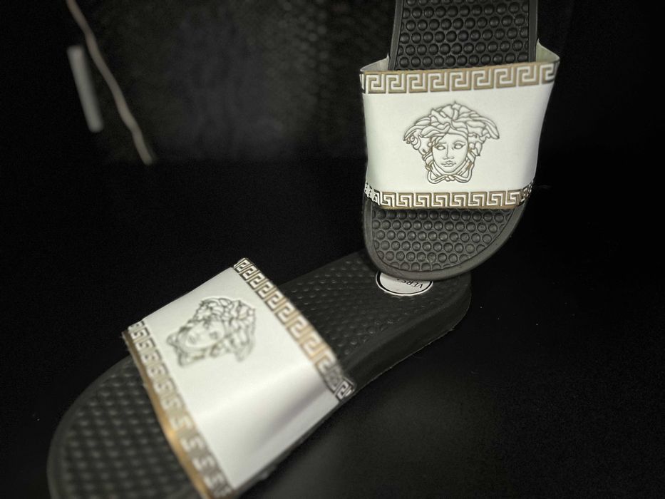 #NEW MODEL 2024# Papuci/slapi Versace de piscina/baie/plaja Voluntari ...