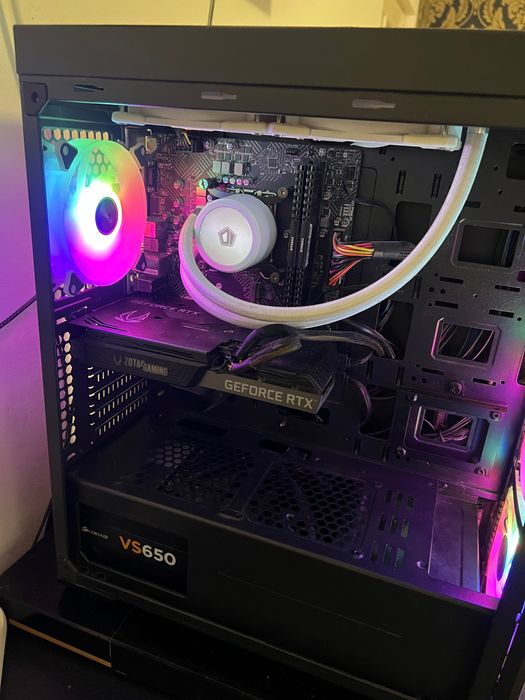 Pc gaming/setup full | rtx 3070 | i7 12700 | 32 gb ram Ilfov Voluntari ...