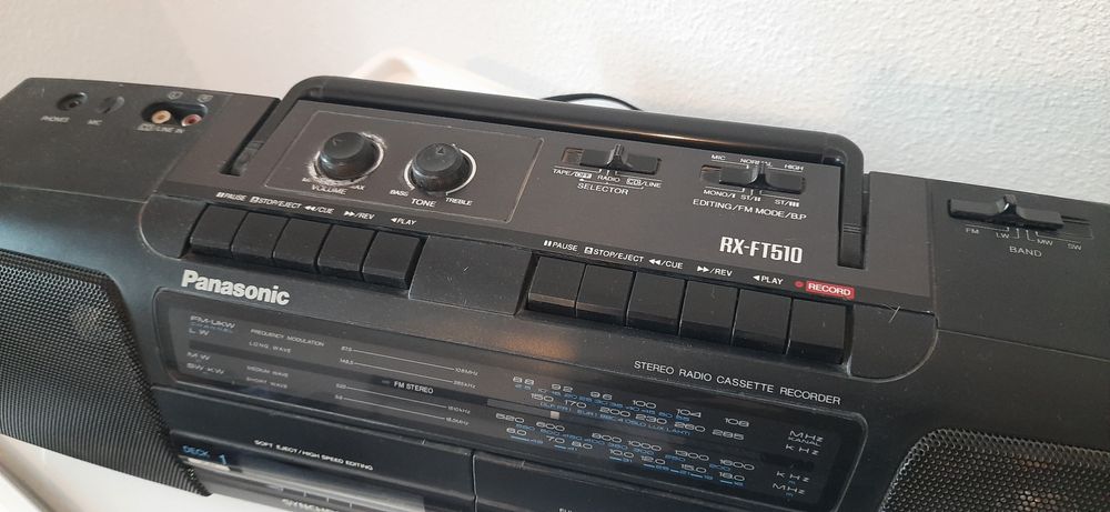 DubluRadiocasetofon PanasonicRX-FT510) Targoviste • OLX.ro