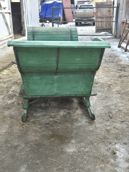 Vând sanie de cai Barcani • OLX.ro