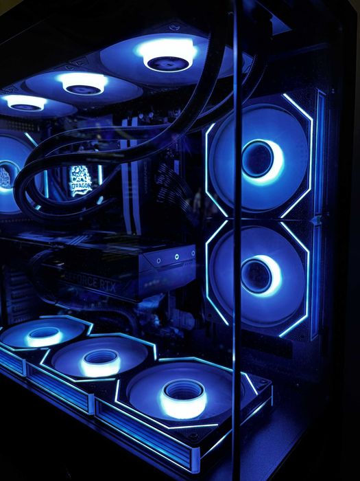PC Gaming DRAGON Epic Powered by GIGABYTE, doar IASI personal Iasi • OLX.ro