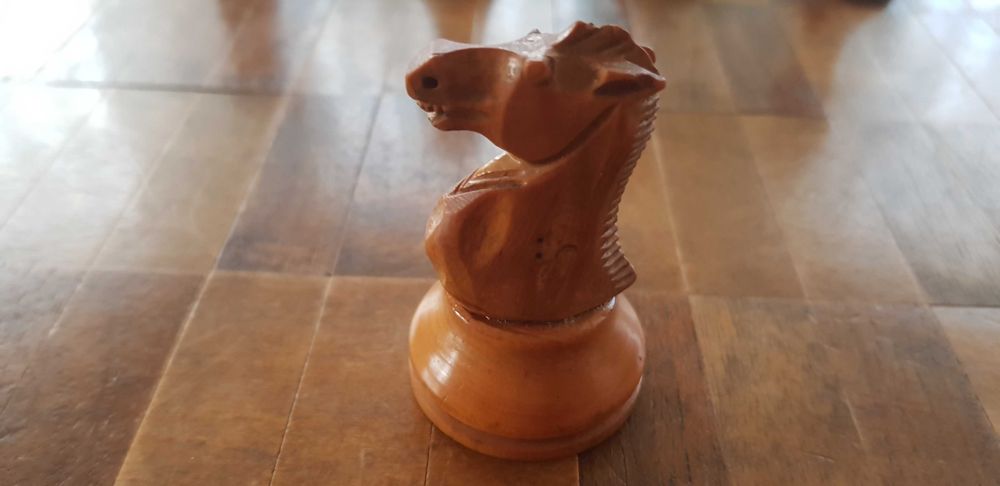 Sah vechi ,tabla sul Beclean • OLX.ro