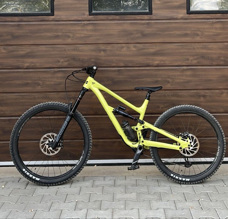 YT Capra core 1 (2024) L Targu-Mures • OLX.ro