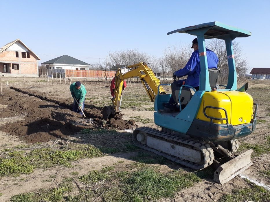 Lucrari Buldo excavator mini excavator ,sapaturi,debarasari moluz,rada ...