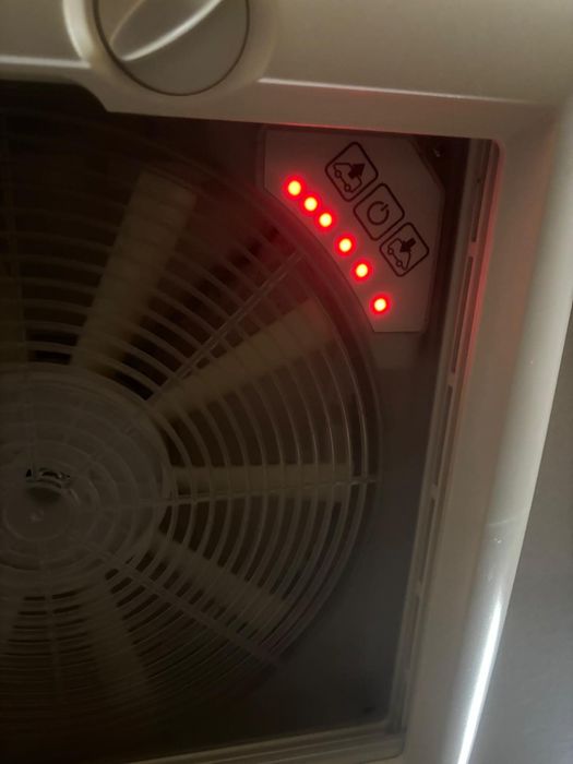 Trapa 40x40 pentru acoperis rulota/ autorulota THULE cu ventilator ...