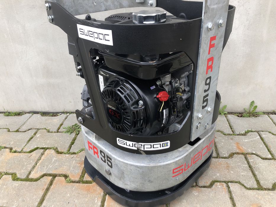 Placa Compactoare Swepac FR 95 de 91 kg Fabricatie 2022 Medias • OLX.ro