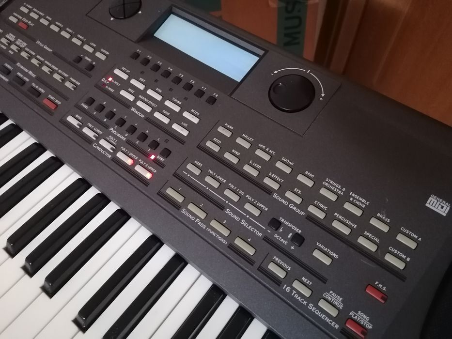 FARFISA G-7 Floppy sintetizator profesional orga pian Marghita • OLX.ro