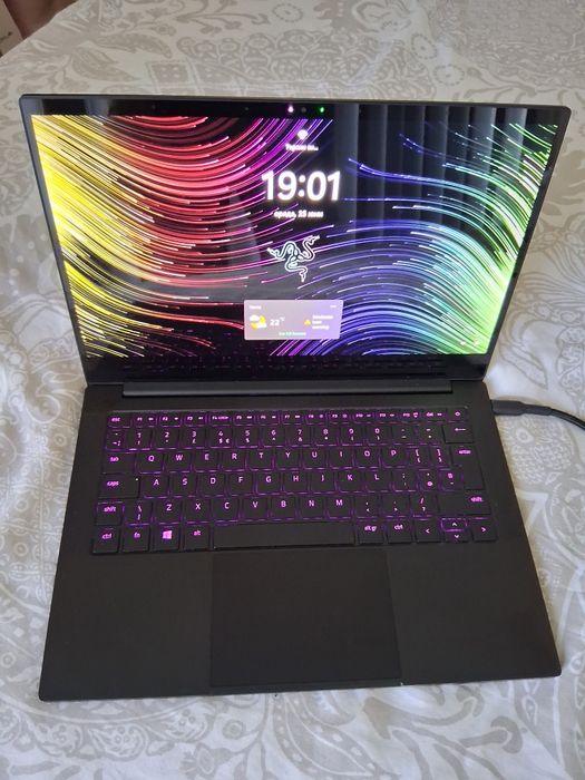 Razer Blade Stealth, Oled , Tuch Screen, Перфектен ! гр. Варна Изгрев ...