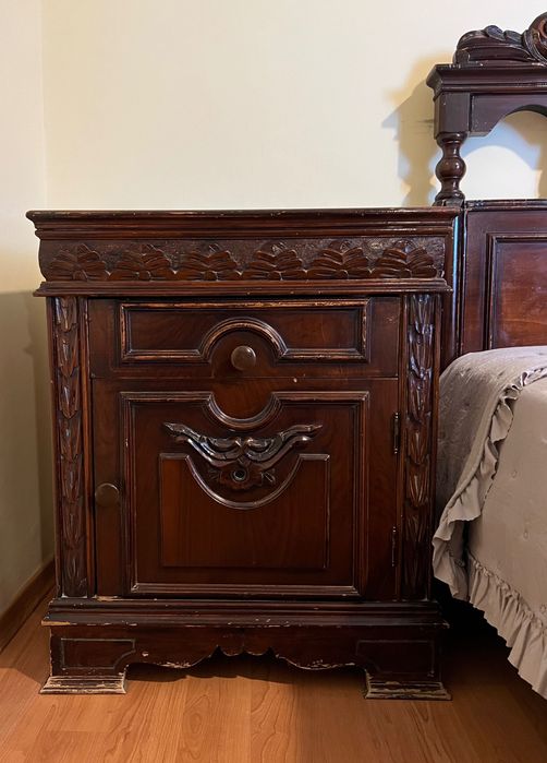 Set Mobilier Dormitor Lemn Masiv stil Baroc Constanta • OLX.ro