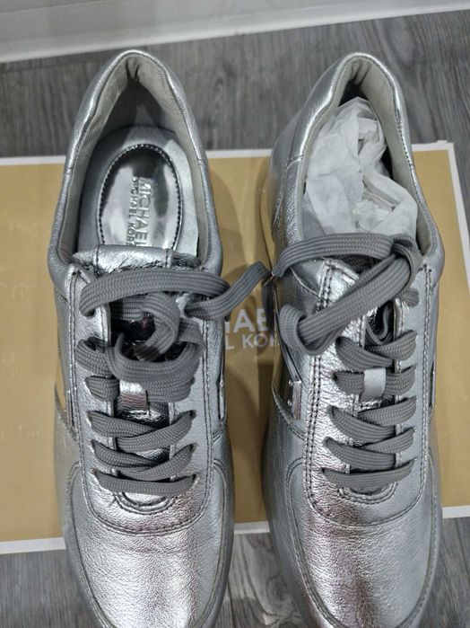 Маратонки Майкъл Корс Michael Kors 40 гр. Димитровград • OLX.bg