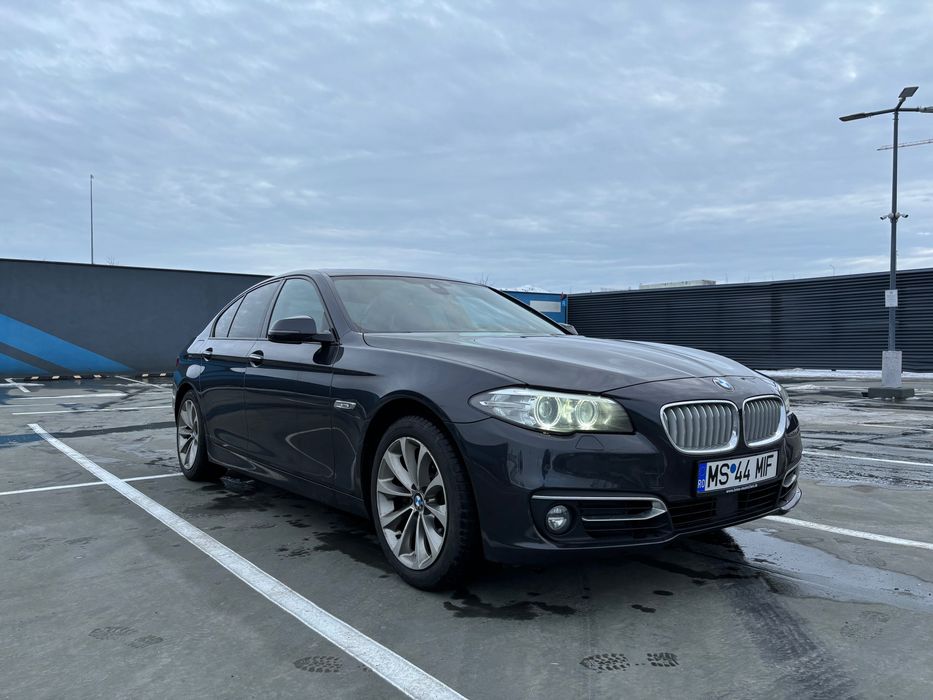 BMW Seria 5 525d xDrive Sport-Aut. Modern Line Targu-Mures • OLX.ro