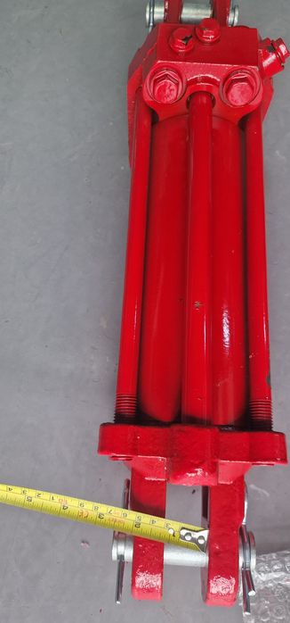 Cilindru forță complet fi 100 tractor u 650 cu racord hidraulic fi 18 ...