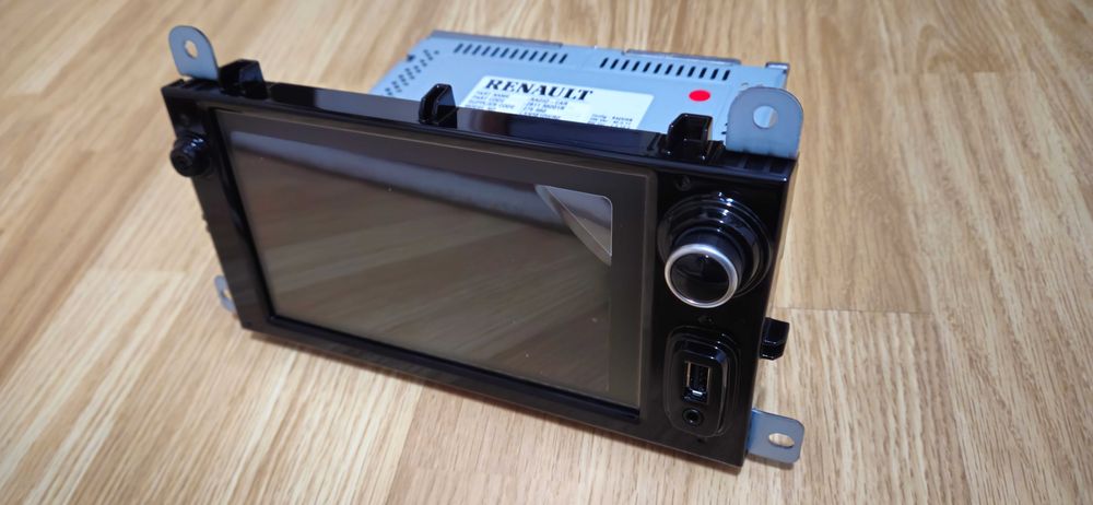 Navigatie Media Nav Evolution 2.0 Renault Clio IV Android Auto CarPlay ...