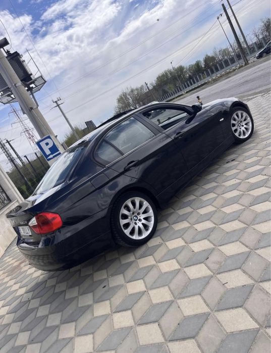 Bmw 320D E90 M47 Onesti • OLX.ro