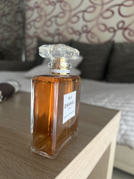 Parfum Chanel 5 100ml Rosu • OLX.ro