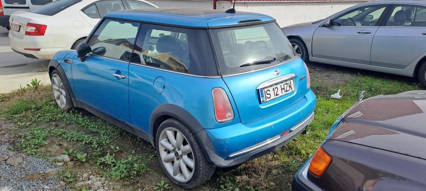 Vand mini cooper rc31 2004 DEFECT Pascani • OLX.ro