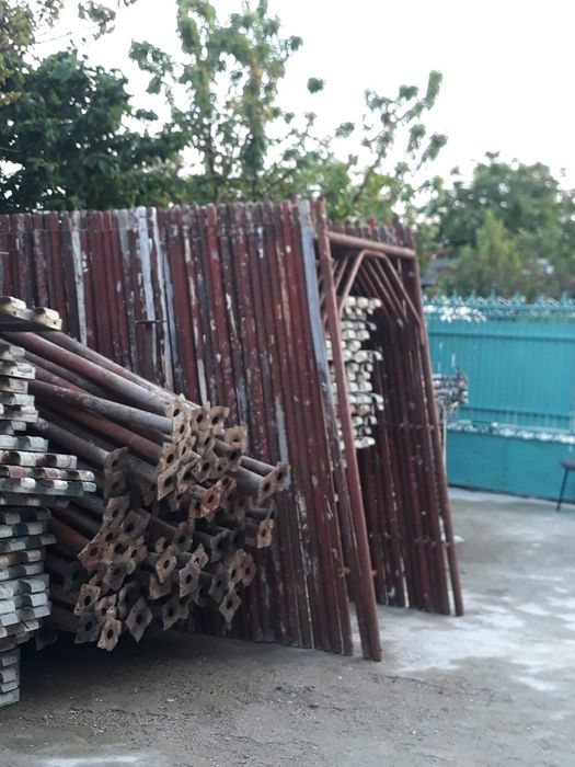 Schela metalica italiana Campina • OLX.ro