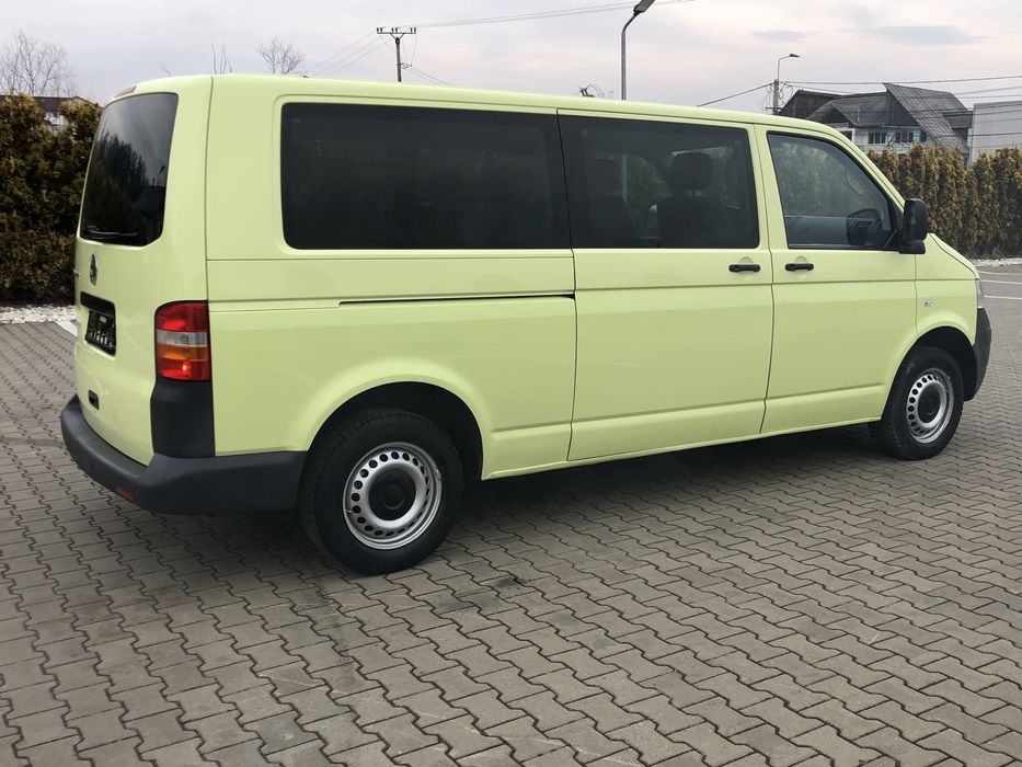 VW Transporter T5 lung 9 locuri an 2008 1.9tdi clima 2 usi culisante Manastirea • OLX.ro