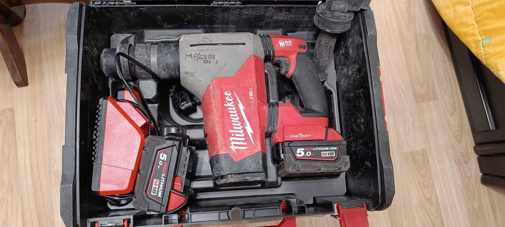 Milwaukee M18 ONEFHPX Перфоратор гр. Асеновград • OLX.bg