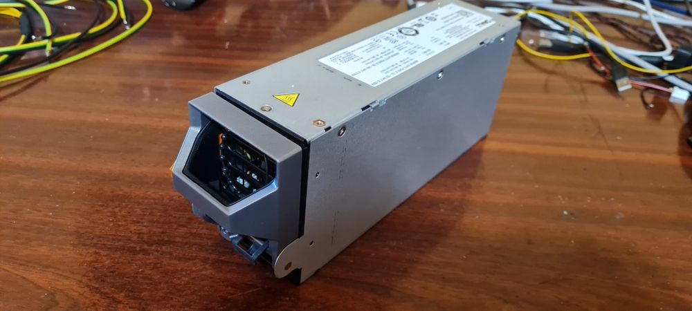 Sursa server mining SILENTIOASA DELL 2700W PLATINUM cablata PCI 6+2 ...