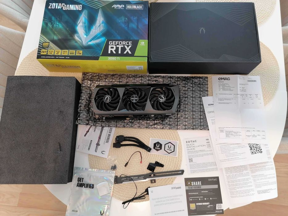 ZOTAC GeForce RTX 3090 Ti AMP Extreme pachet complet ca noua Orastie ...