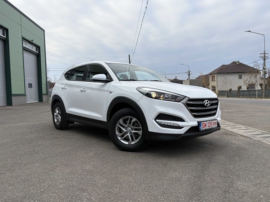 HYUNDAI TUCSON / 2WD / 2017 / 1.6 GDI 132 CP / 56.000 km Carei • OLX.ro