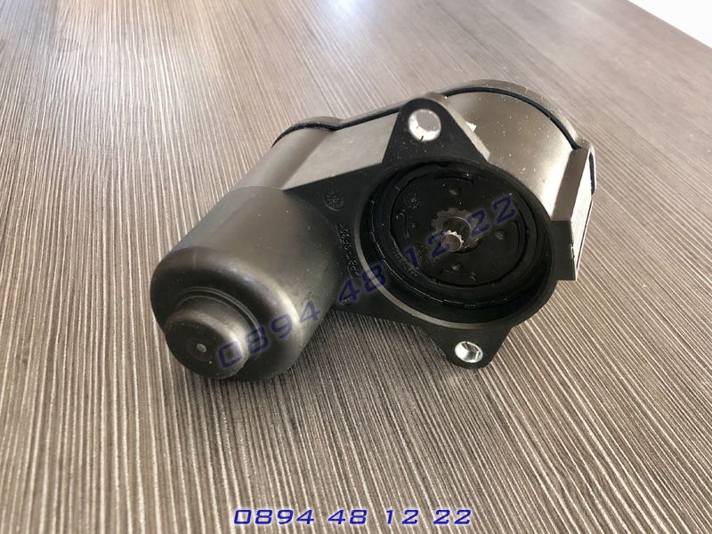 Мотор EPB моторче ръчна спирачка VW Passat B6 B7 Seat tiguan ел Пасат ...