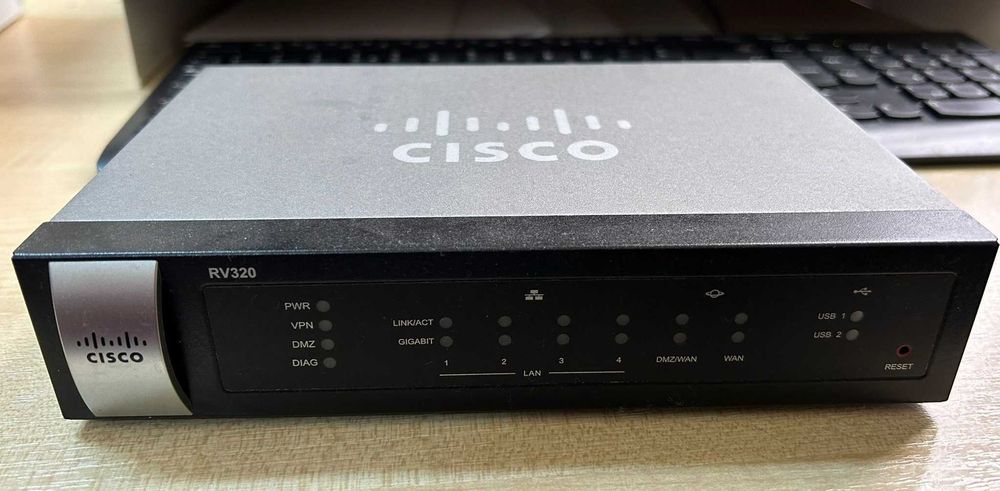 Router Dual Gigabit CISCO RV320 VPN dual WAN Arad • OLX.ro