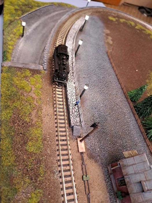 Trenulet electric diorama scara N 1:160 Bucuresti Sectorul 5 • OLX.ro