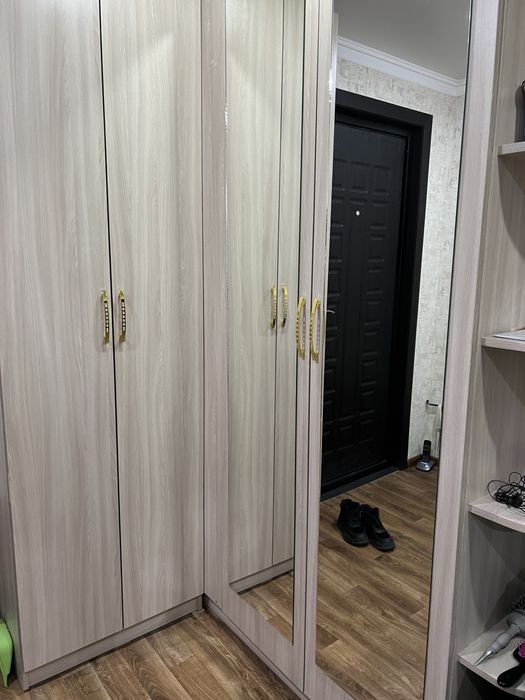 Продам прихожую угловую: 120 000 тг. - Мебель для прихожей ...