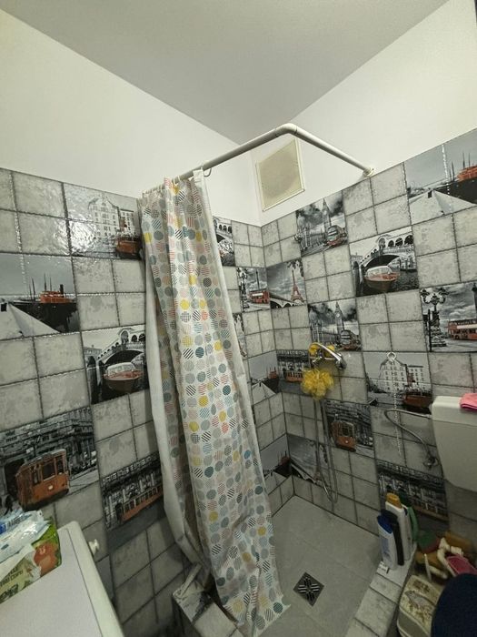 Vând Garsoniera Zona Bila-Far Constanta • OLX.ro
