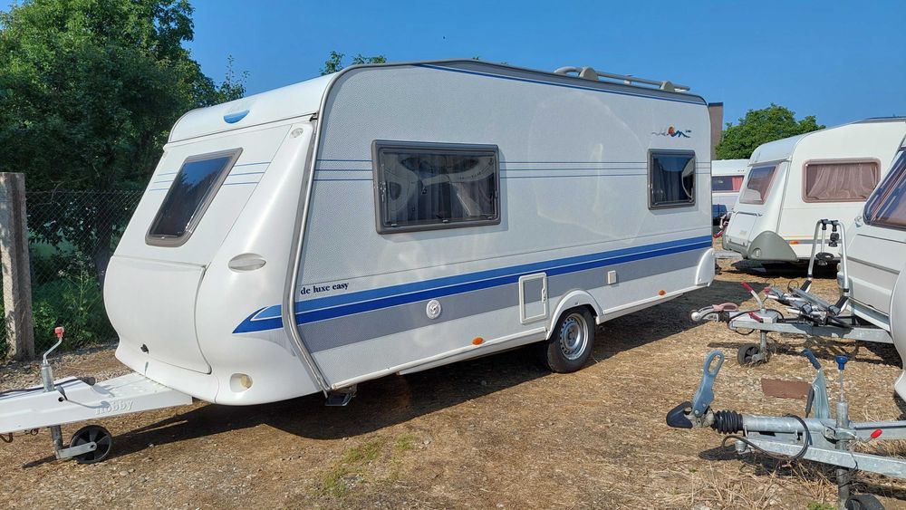 Rulota HOBBY 495UL cu MOVER,acumulator si panou solar,iluminat LED ...