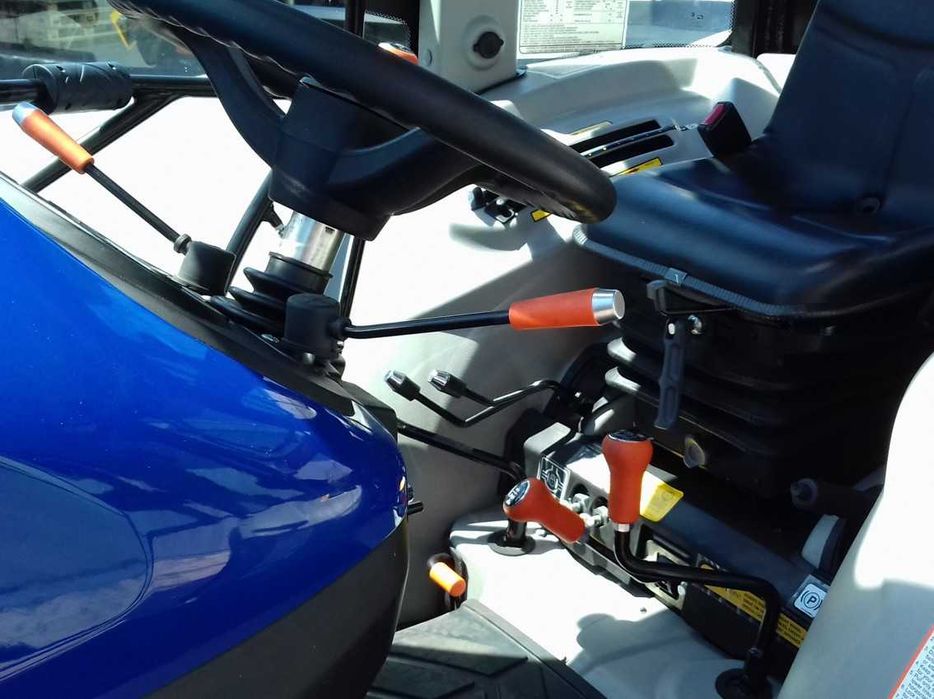 Tractor viticol nou - FARMTRAC 6075EN/75 CP cu CIV(RAR) - BRASOV Brasov ...