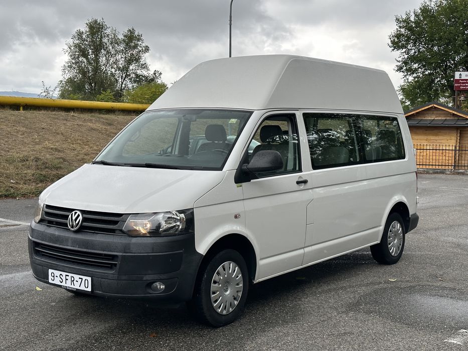 VW Transporter T5 2.0 Tdi Euro 5 Modelul Lung Si Inalt cu 8+1 Locuri Ramnicu Valcea • OLX.ro
