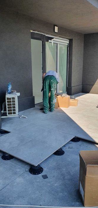 Gresie 2 cm pe picioruse-pardoseala flotanta Cluj-Napoca • OLX.ro