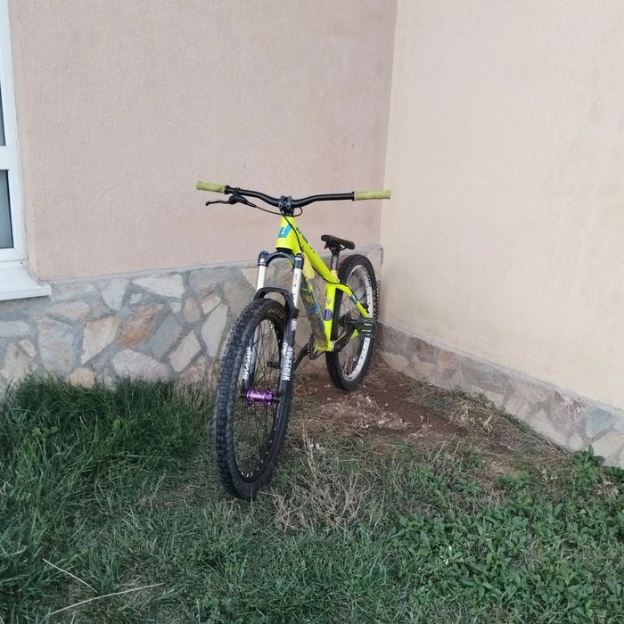 Drag C2 custom dirt jump с. Нови хан • OLX.bg
