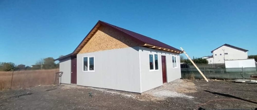 Construim case pe structura metalica izolate cu panouri sandwich ...