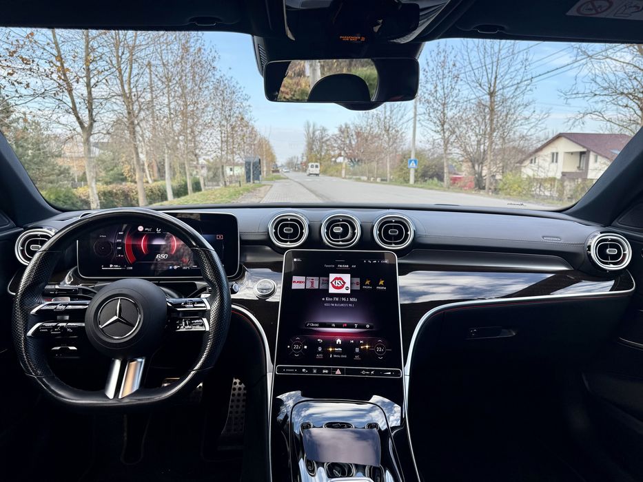 Mercedes-Benz C 300d AMG EQ Boost 285 CP Chiajna • OLX.ro