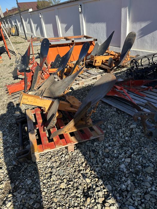 Piese. Cormana plug Kuhn -Huard Targu Neamt • OLX.ro