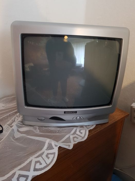 Малък телевизор .. гр. София Зона Б-5-3 • OLX.bg