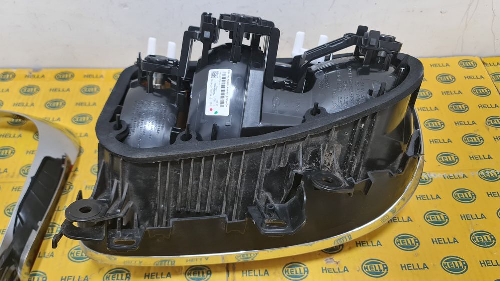 Lampa tripla stop Mini Countryman F60 7401724 Bucuresti Sectorul 3 • OLX.ro