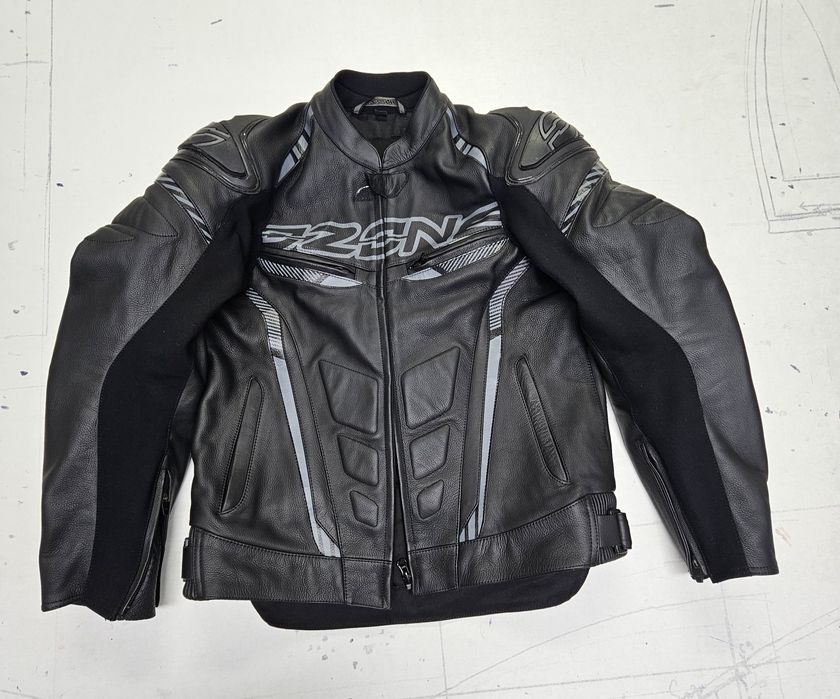 Geacă moto din piele Ozone L Fundeni • OLX.ro