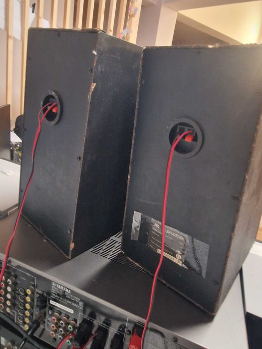 Vand BOXE de raft Sony 6ohmi 30w si JVC 4ohmi 50w Stare perfecta proba ...