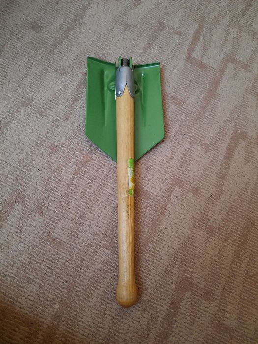 Lopata Lineman Germania (GDR anii 70) Alba Iulia • OLX.ro