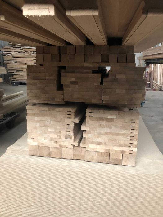 Scari din lemn fag / frasin / stejar -trepte - producem la comanda ...