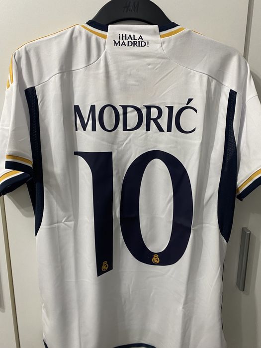 Tricou Real Madrid Modric UCL edition Calarasi • OLX.ro