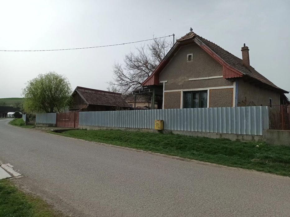 Casa de vanzare in centrul Comunei Valea Larga Valea Larga • OLX.ro