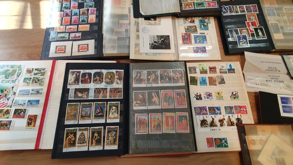 Colectie de timbre impresionanta Bistrita • OLX.ro