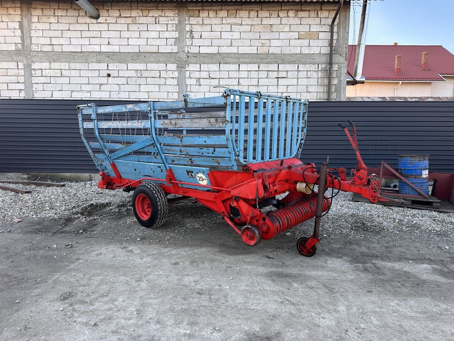 Remorca adunat strans fan , paie ,coceni etc . Mengele Germany ...