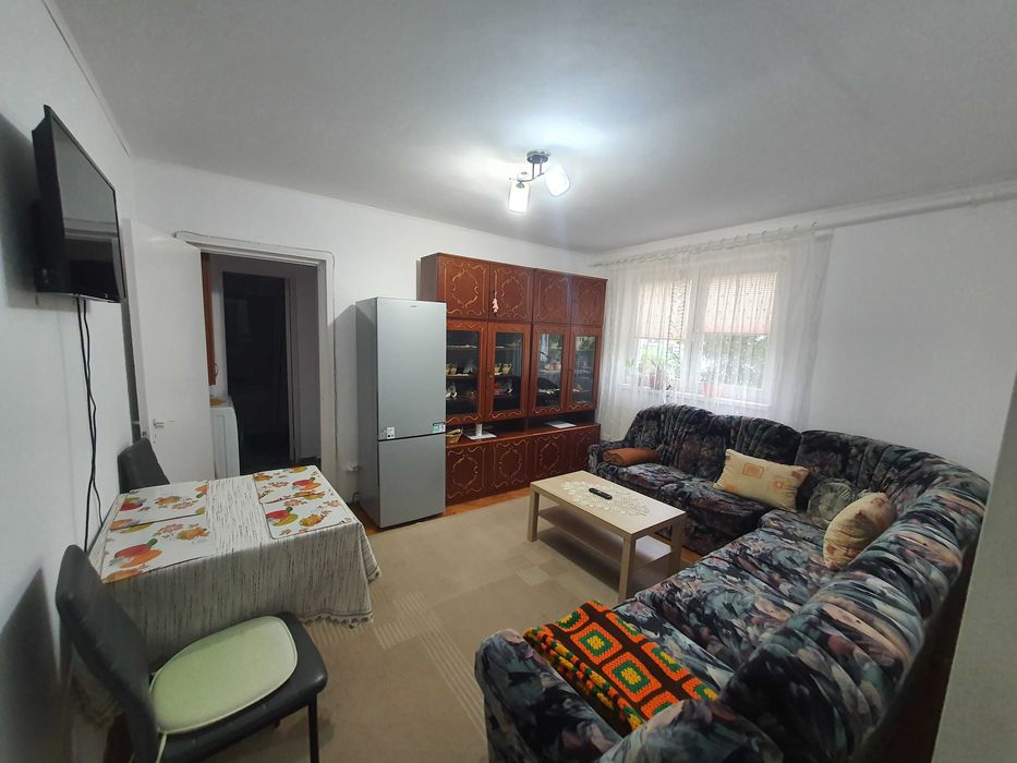 Apartament de inchiriat cu 2 camere in Gura Campului Medias • OLX.ro
